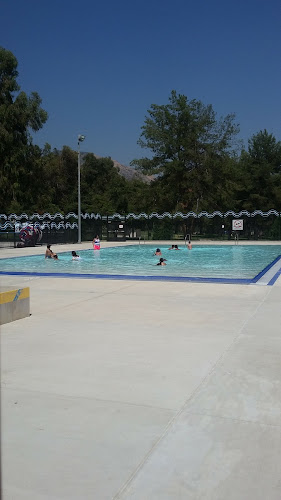 El Cariso Swimming Pool (Open Hours, Admission Price, Address, Photos ...