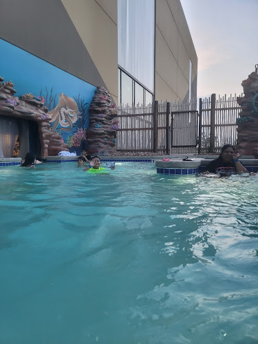 Kalahari Indoor Water Park, Round Rock - The Swimming Academy