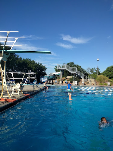 Roeland Park Swimming Pool, Roeland Park - The Swimming Academy