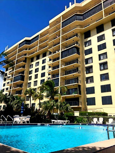 Sea Pointe Towers Swimming Pool (Open Hours, Admission Price, Address ...