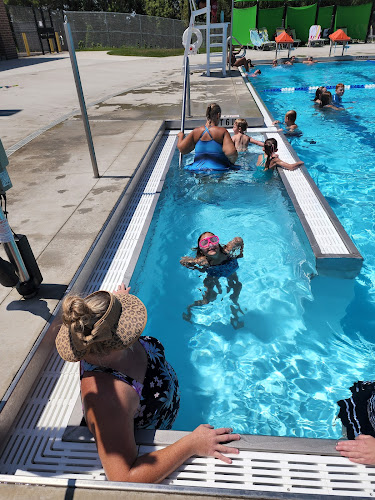 Sunburst Bay Aquatic Center - The Swimming Academy