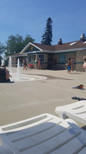Waukon Aquatic Center - The Swimming Academy